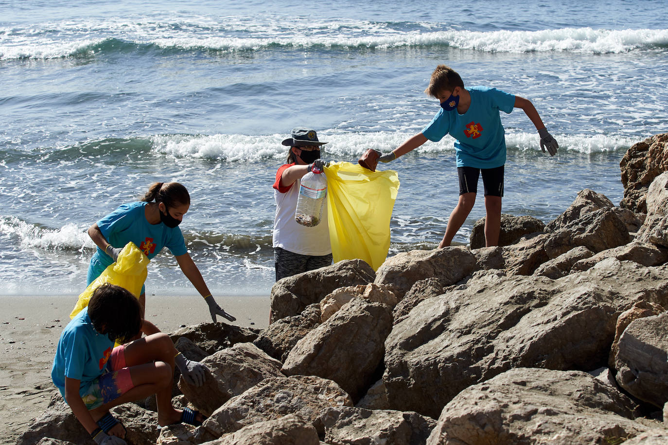 Fotos: La limpieza del mar es cosa de todos | leonoticias